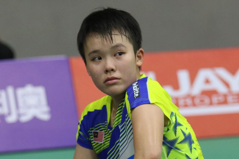 Liew Darren mara ke suku akhir, Jin Wei dan bergu lelaki kandas | Sports247