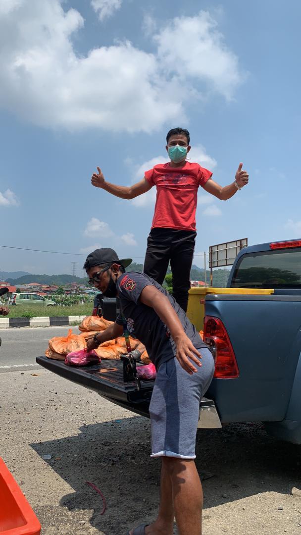 Tamat karier sebagai pemain bukan penutup segalanya untuk Azmeer ...