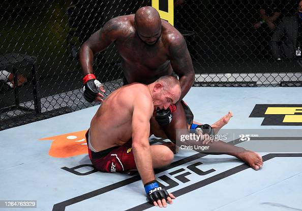 Derrick Lewis lakar sejarah KO paling banyak kategori heavyweight UFC ...