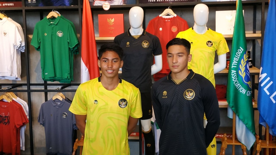 PSSI unveil third jersey | Sports247