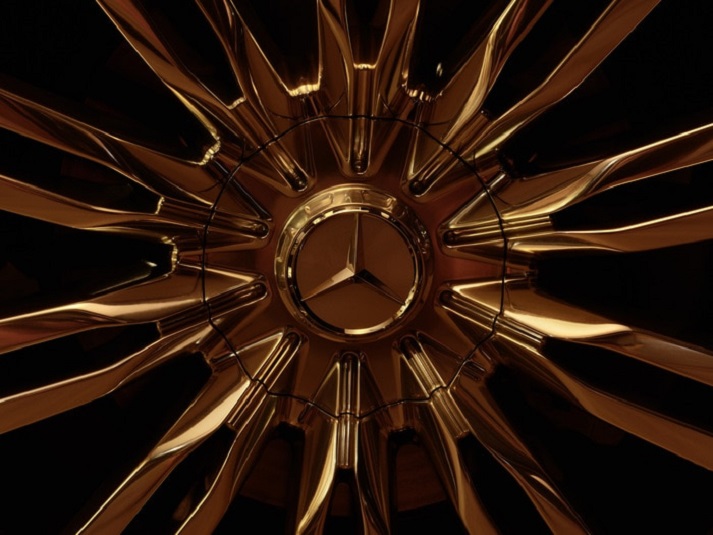 5 November 1921: The star in the ring becomes a globally known ...