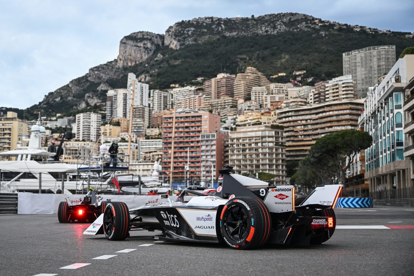 Formula E announces Vodafone Business as Official Race Partner of 2025 ...